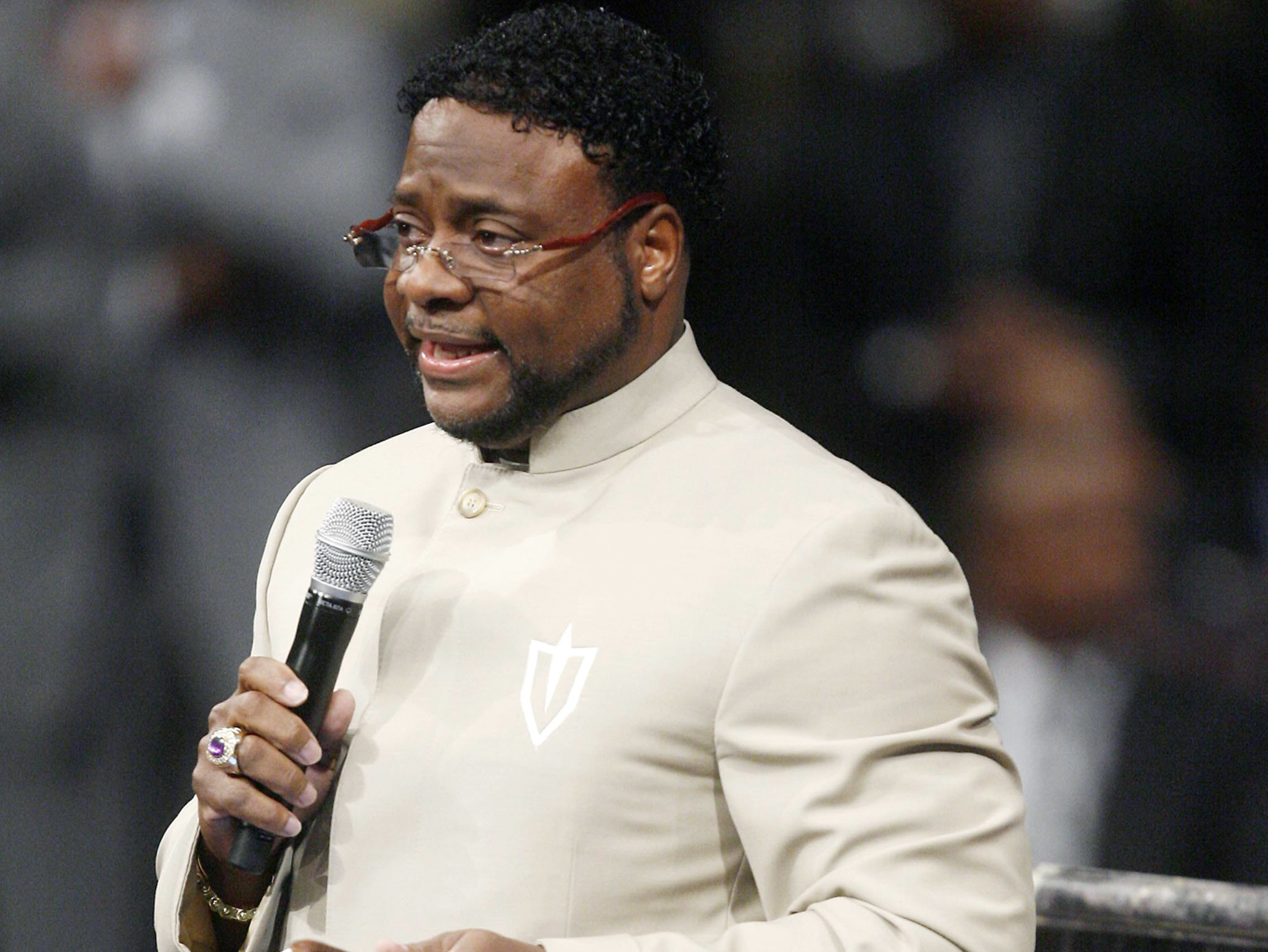 Bishop Eddie Long, Controversial Megachurch Pastor, Dies At 63 | WAMU