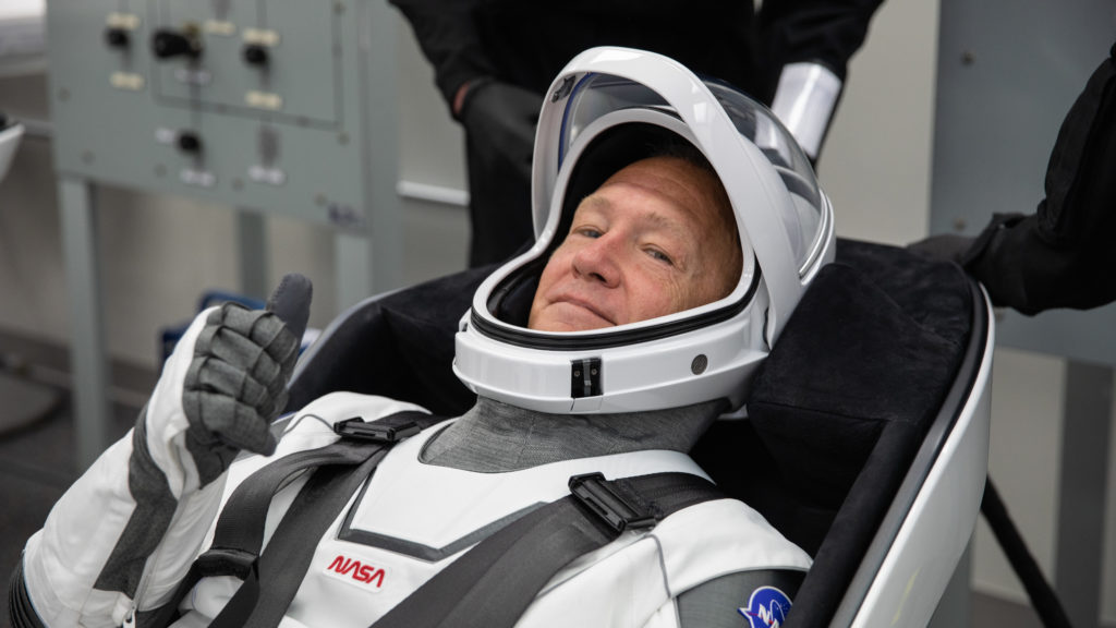 Shuttle Veteran Leads First Human Space Mission Launched From U.S ...