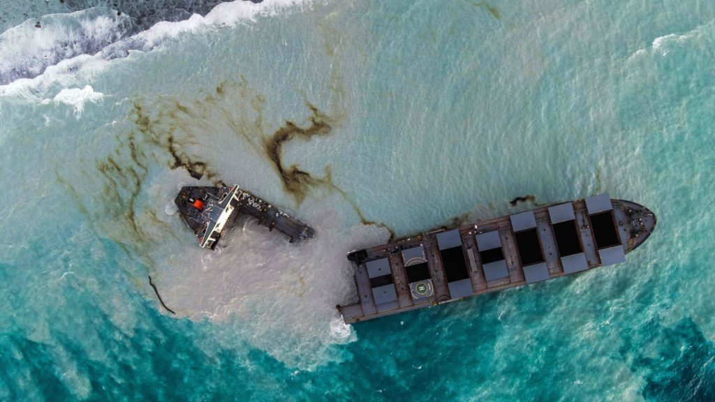 Japanese Cargo Ship Splits In Two Off Mauritius Coast | WAMU