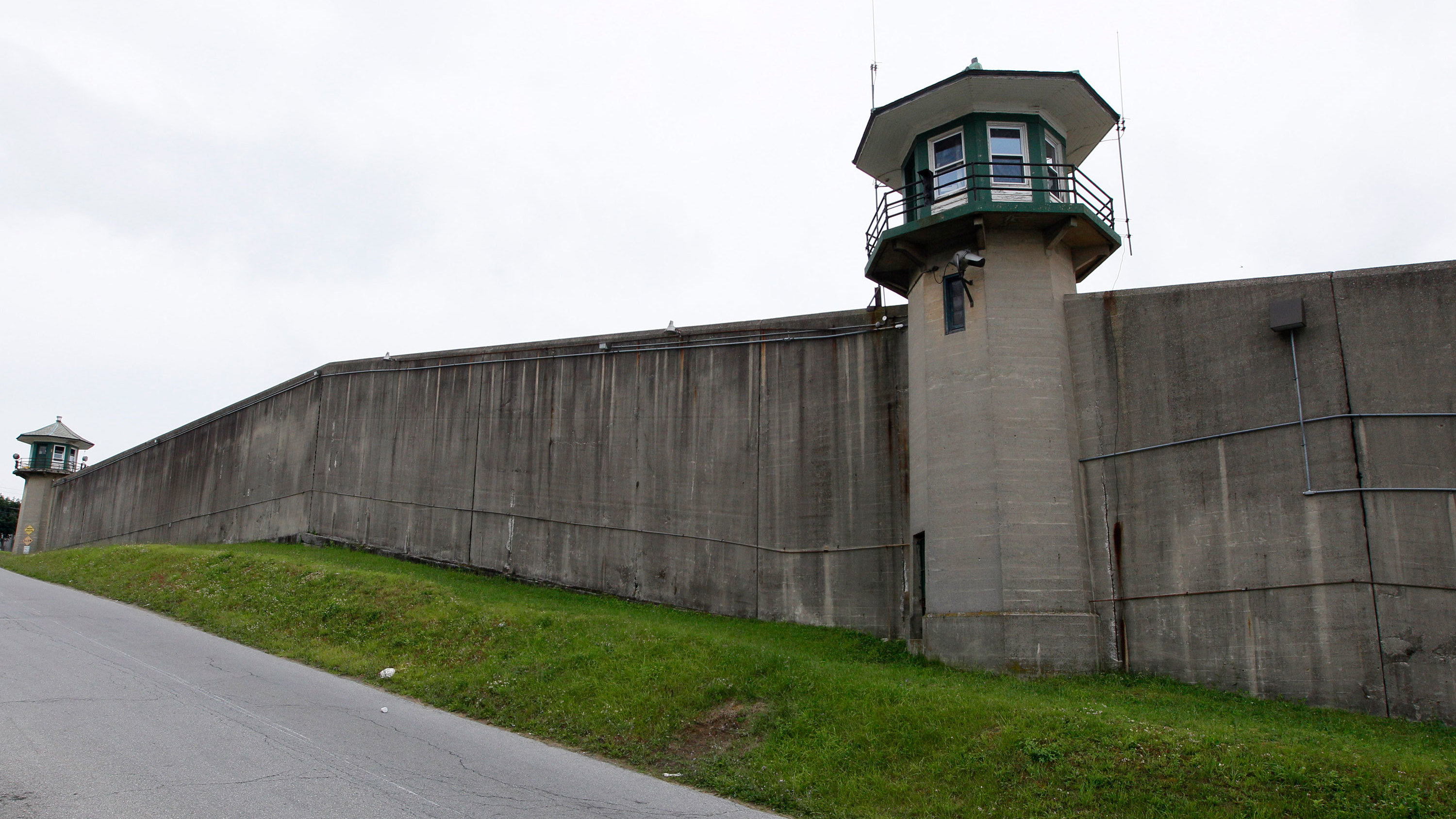 For Inmates With COVID-19, Anxiety and Isolation Make Prison 'Like A ...