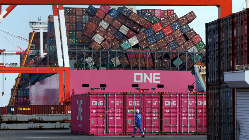 Cargo Overboard, Intense Rolling: The Risks Of Fully Loaded Mega ...