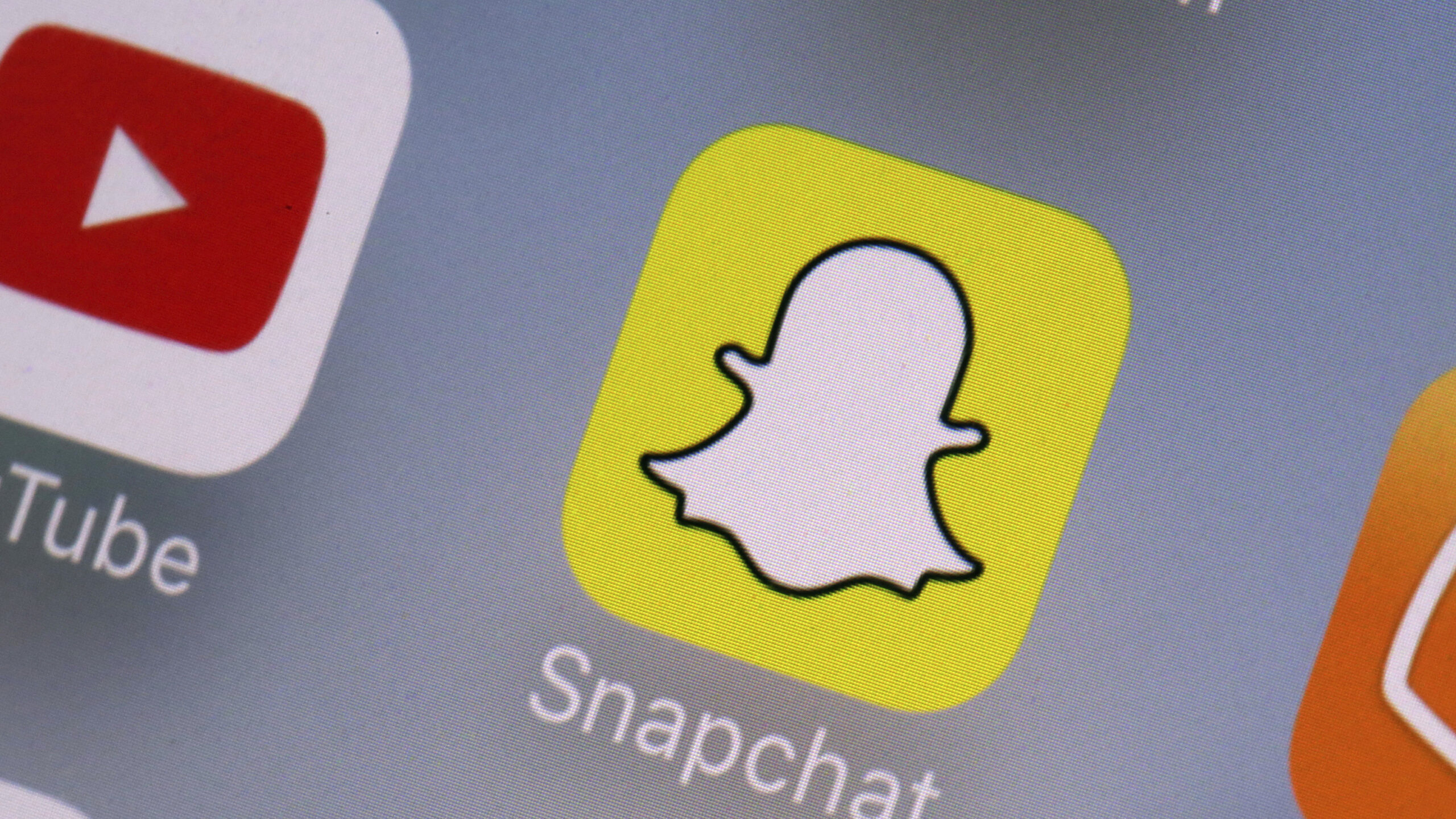 Leaders from Snapchat, TikTok and YouTube face lawmakers about child ...