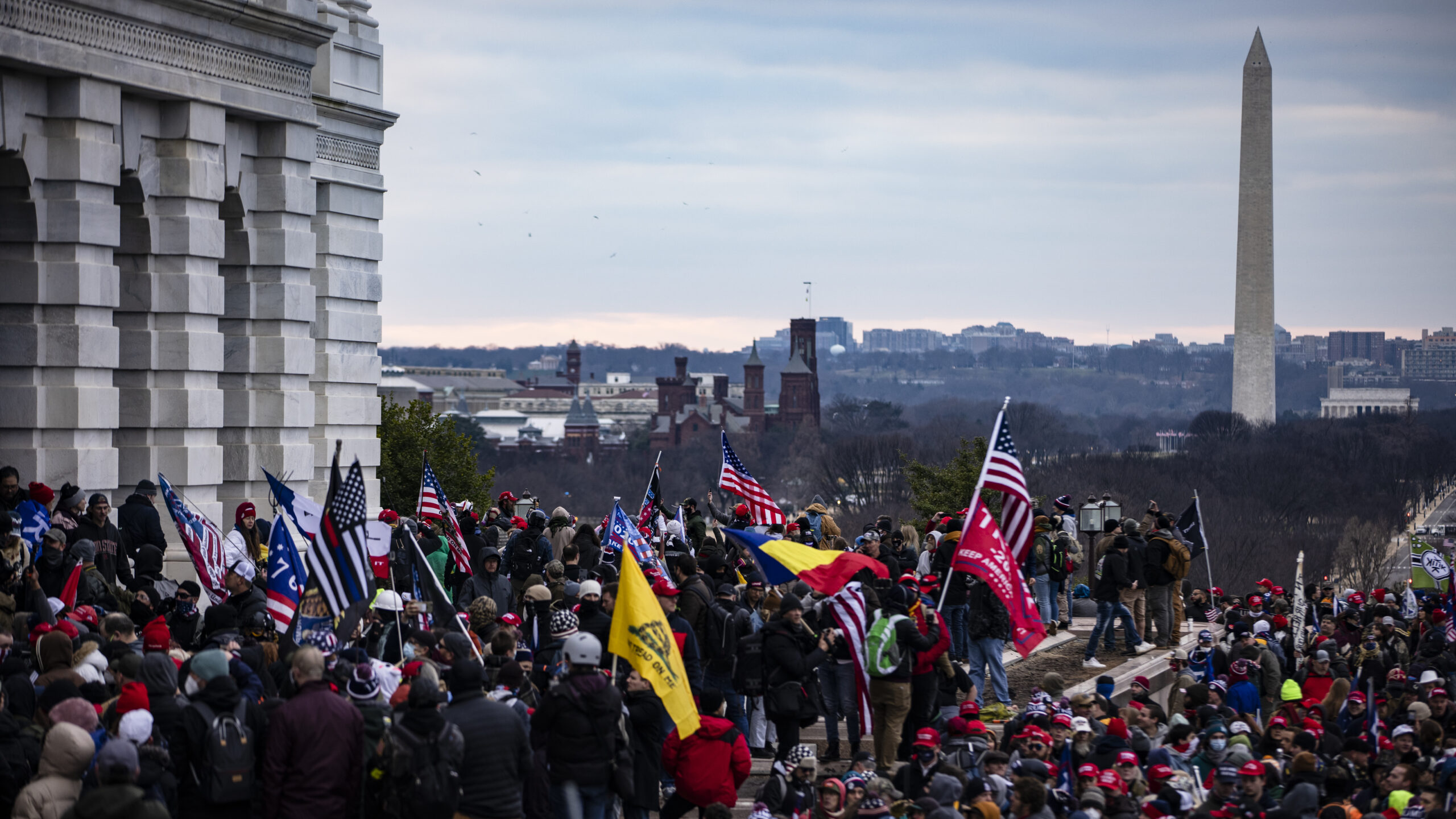 Experts see 'red flags' at nonprofit raising big money for Capitol riot ...