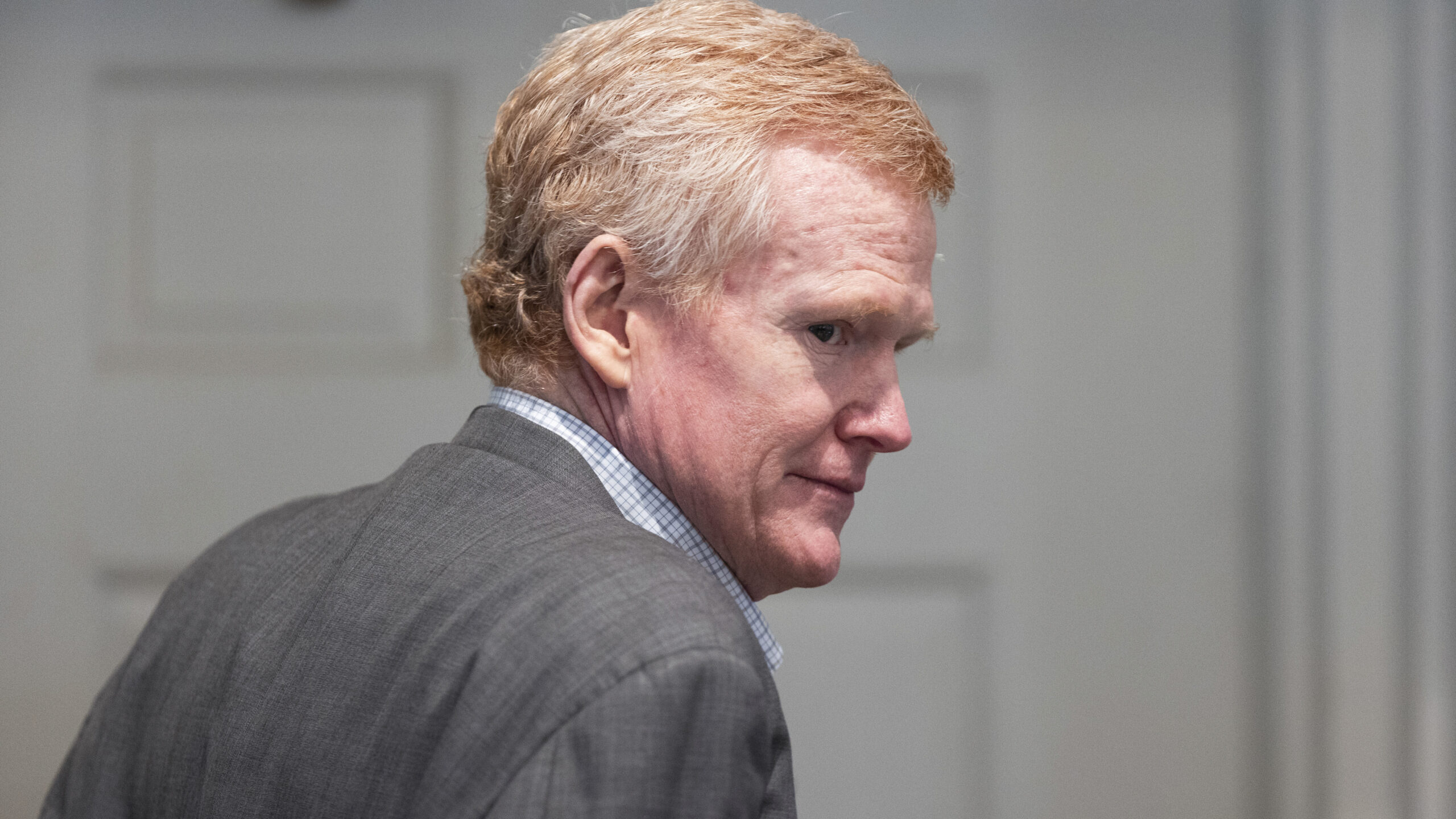 Why America is obsessed with the Alex Murdaugh murder trial | WAMU