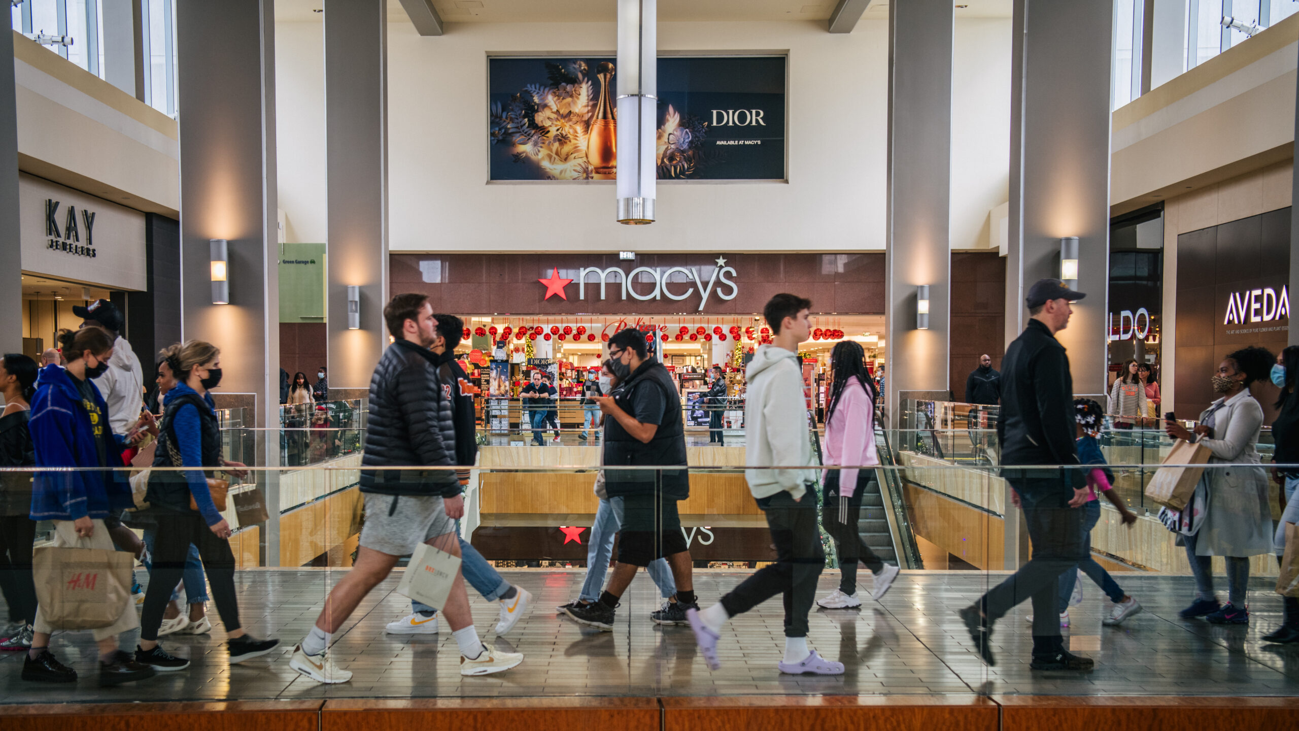 Big stores see how we spend. Here are 4 things they say about the ...