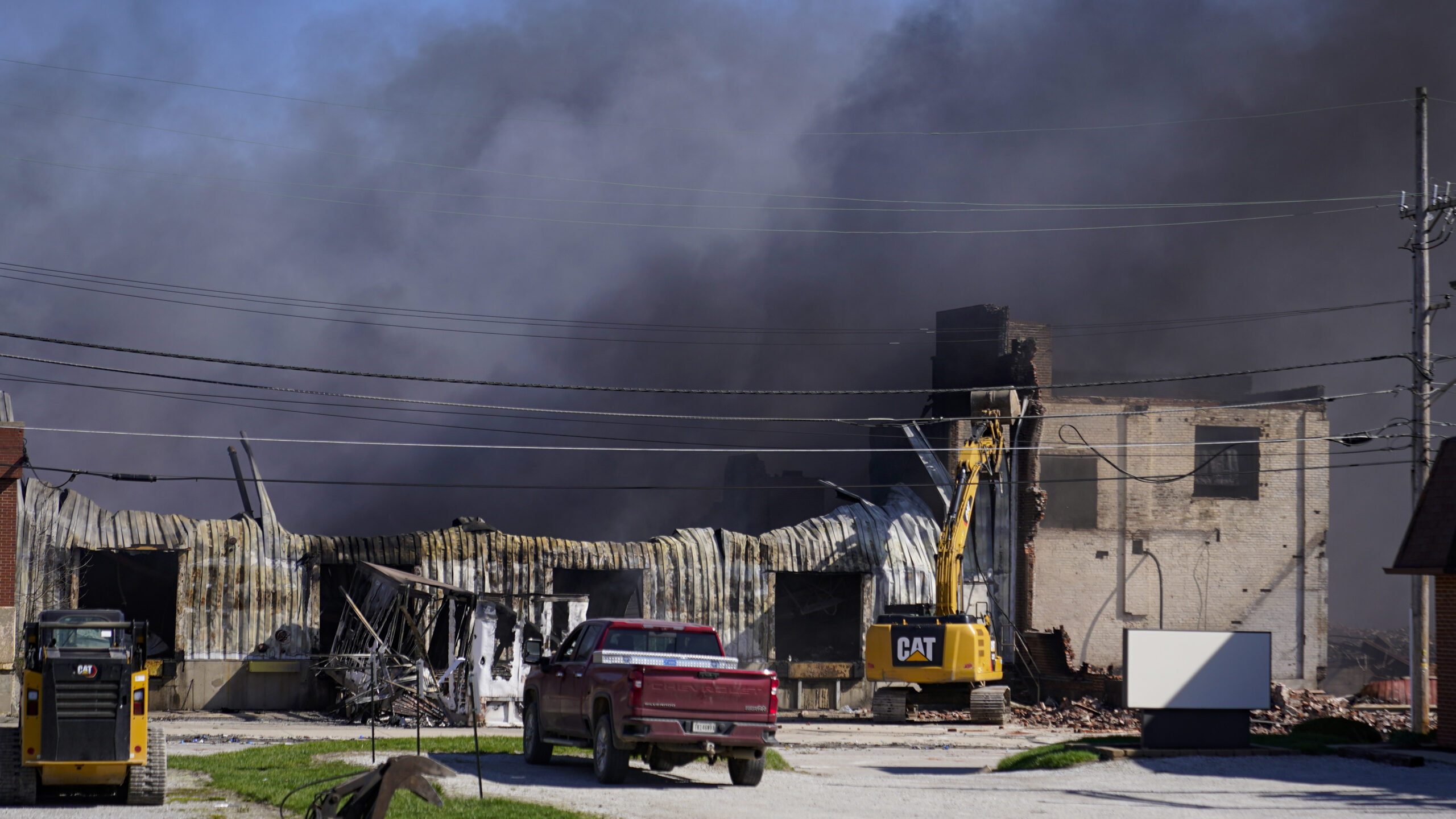 What we know about the Indiana industrial fire that's forced residents ...