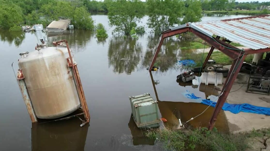 Texas residents wait and watch as a sinkhole in their town grows | WAMU
