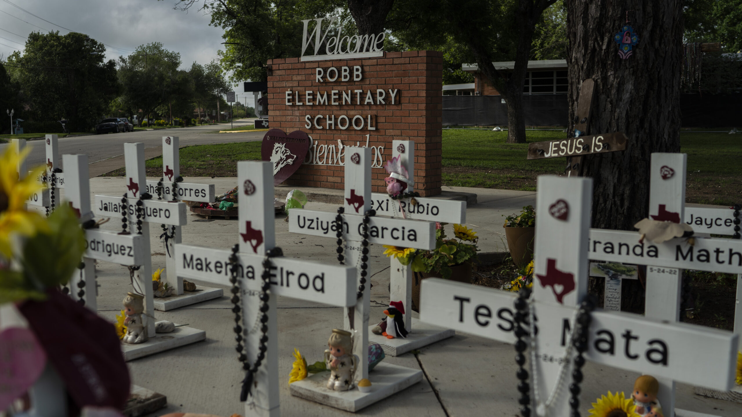 A year after Uvalde's school massacre, healing remains elusive | WAMU