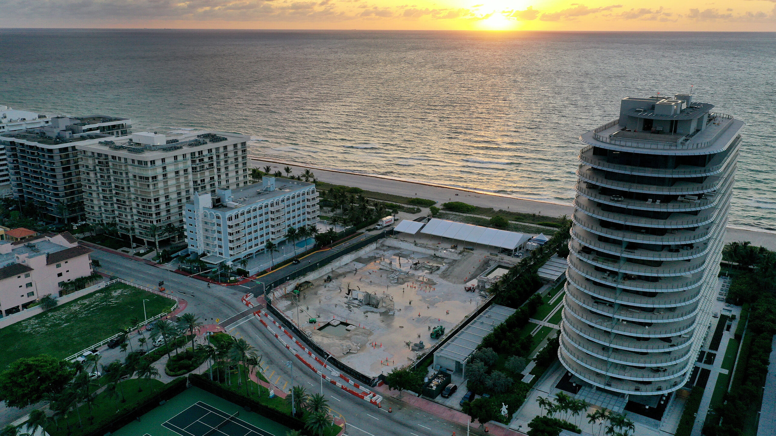 400 chunks of concrete may explain what caused a deadly building ...