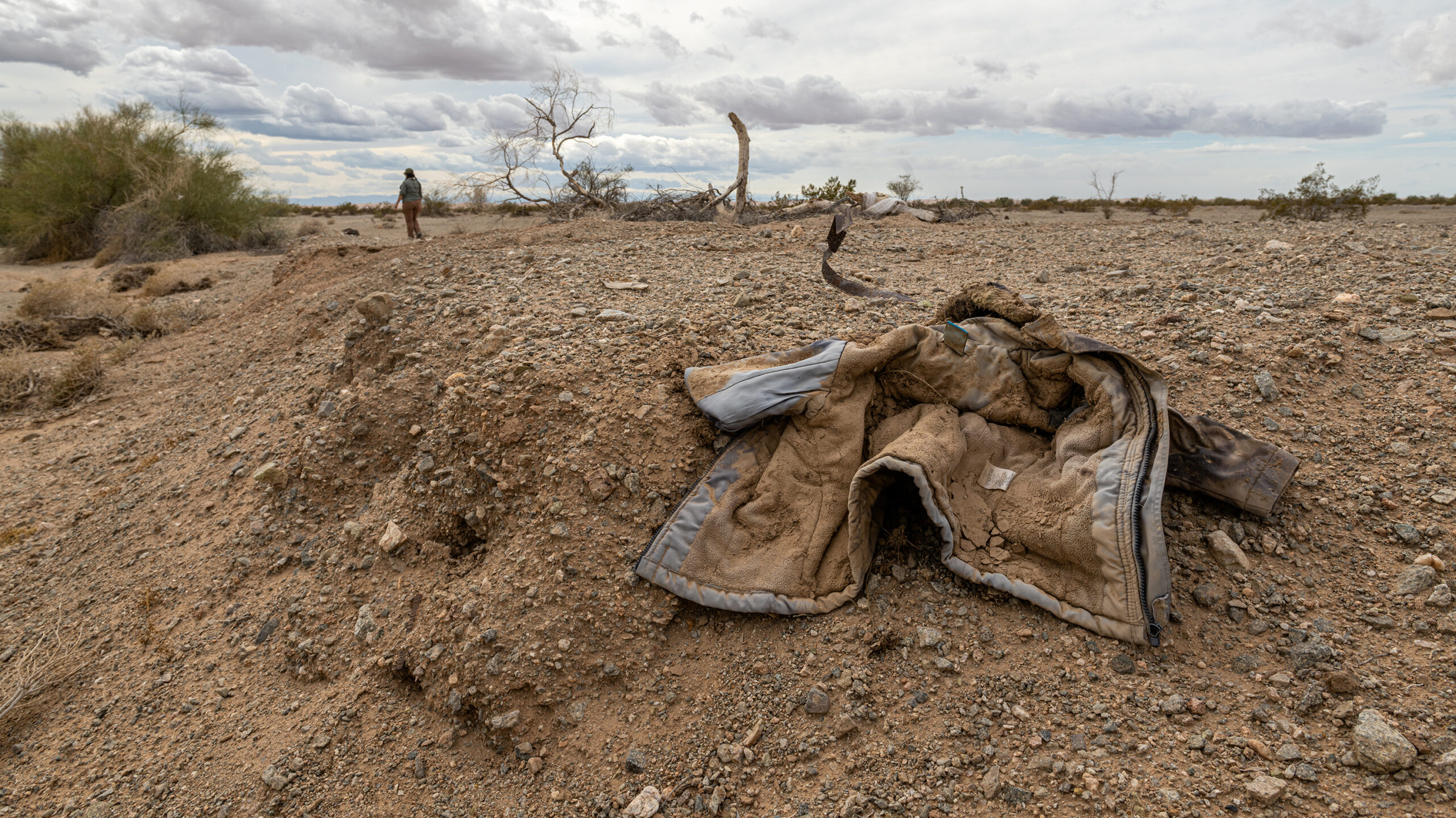 Desperate migrants are choosing to cross the border through dangerous U ...