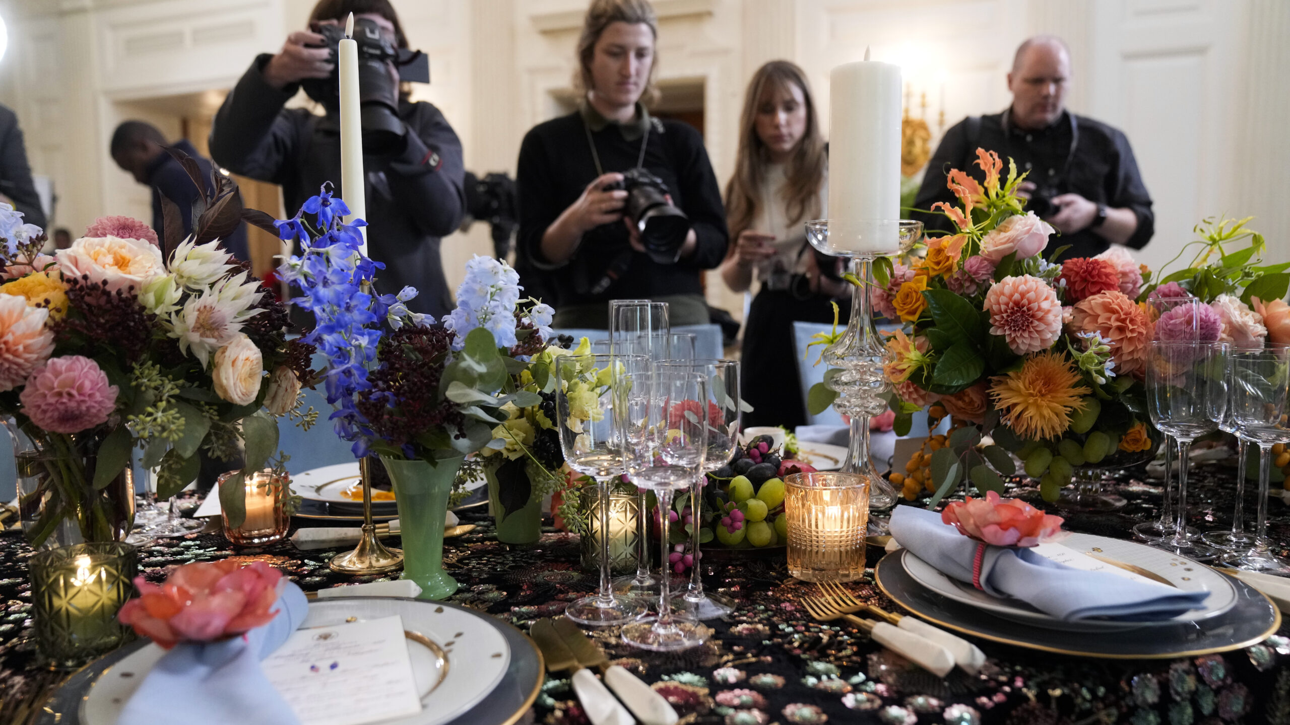 Citing 'tumultuous times,' the White House is toning down a state ...