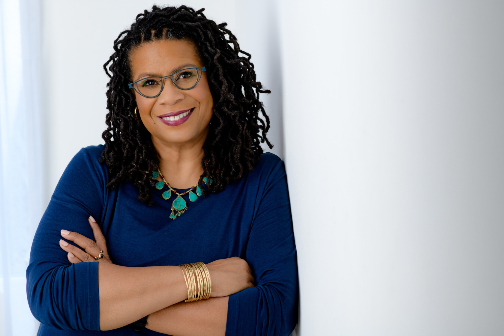 'Dixon Descending': Debut novel takes readers to Everest and through ...